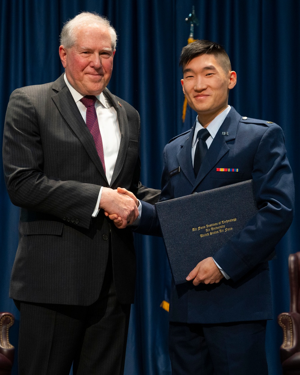 DVIDS - Images - SECAF Speaks at AFIT Graduation [Image 14 of 14]