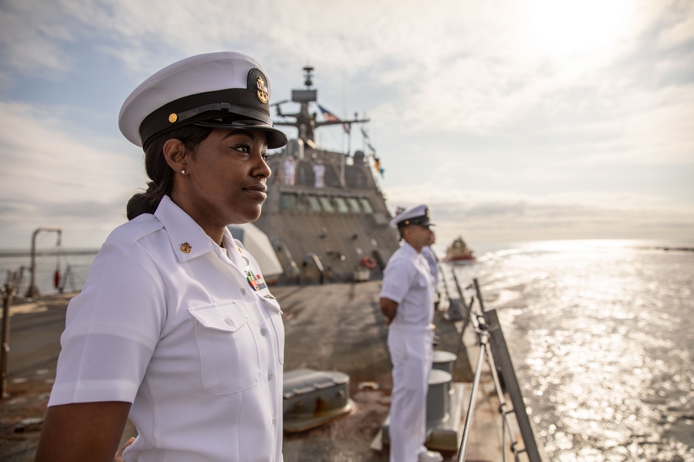 DVIDS - Images - USS Milwaukee Returns From Deployment [Image 1 of 12]