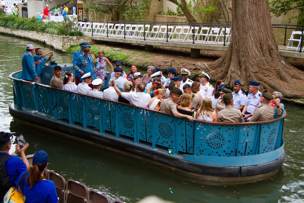 DVIDS - Images - Fiesta King's Council Reception 2022 [Image 4 of 13]