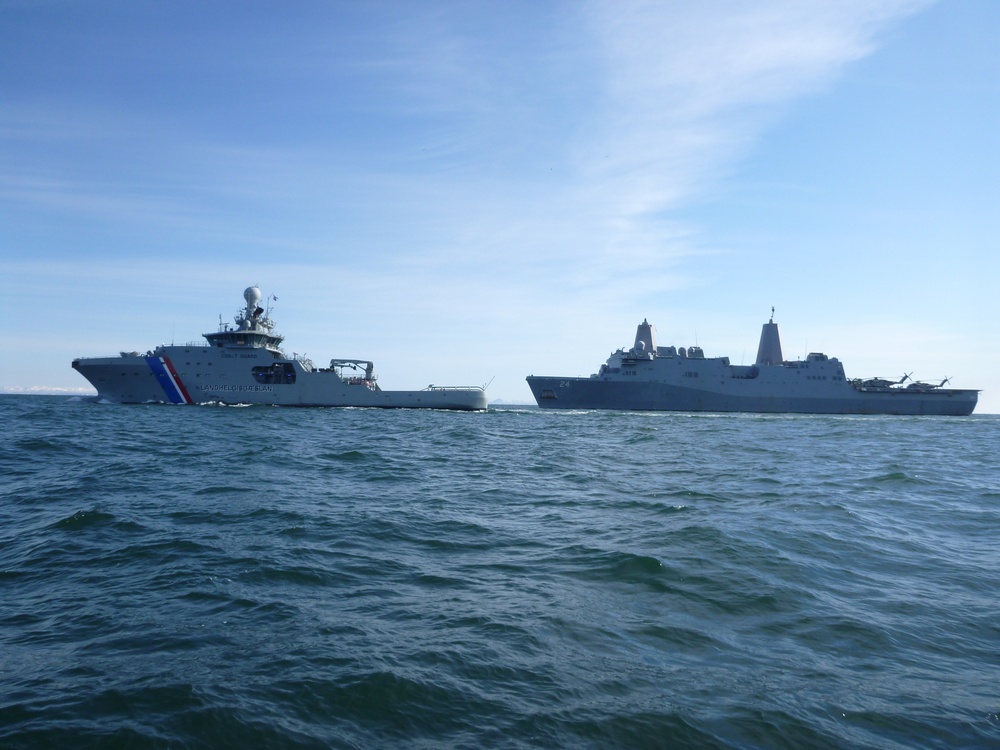 DVIDS - Images - Icelandic Coast Guard operates with USS Arlington (LPD ...