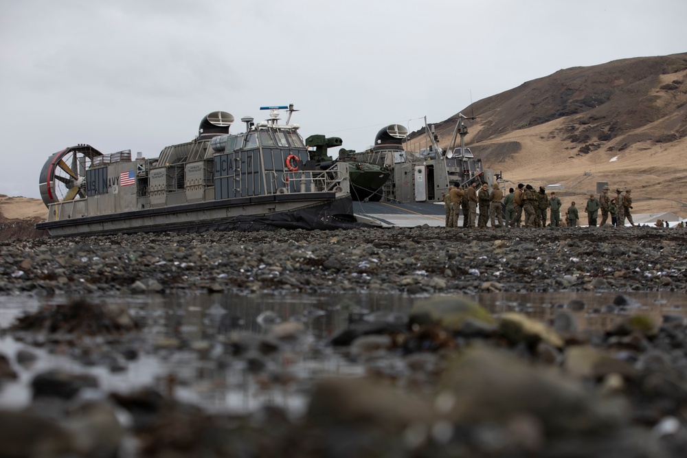 DVIDS - Images - NV22 LCAC Operations [Image 6 of 6]