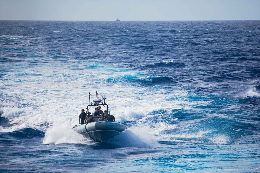 DVIDS - Images - USS Billings Conducts Counter Narcotics Ops with Coast ...