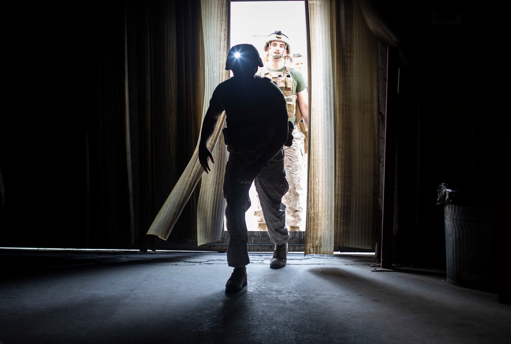 DVIDS - Images - FASTCENT Tactical Combat Casualty Care [Image 1 of 7]