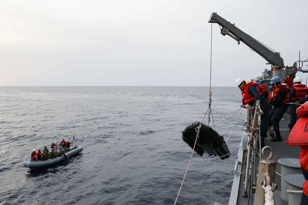 DVIDS - Images - U.S. Marines conduct small boat operations from USS ...