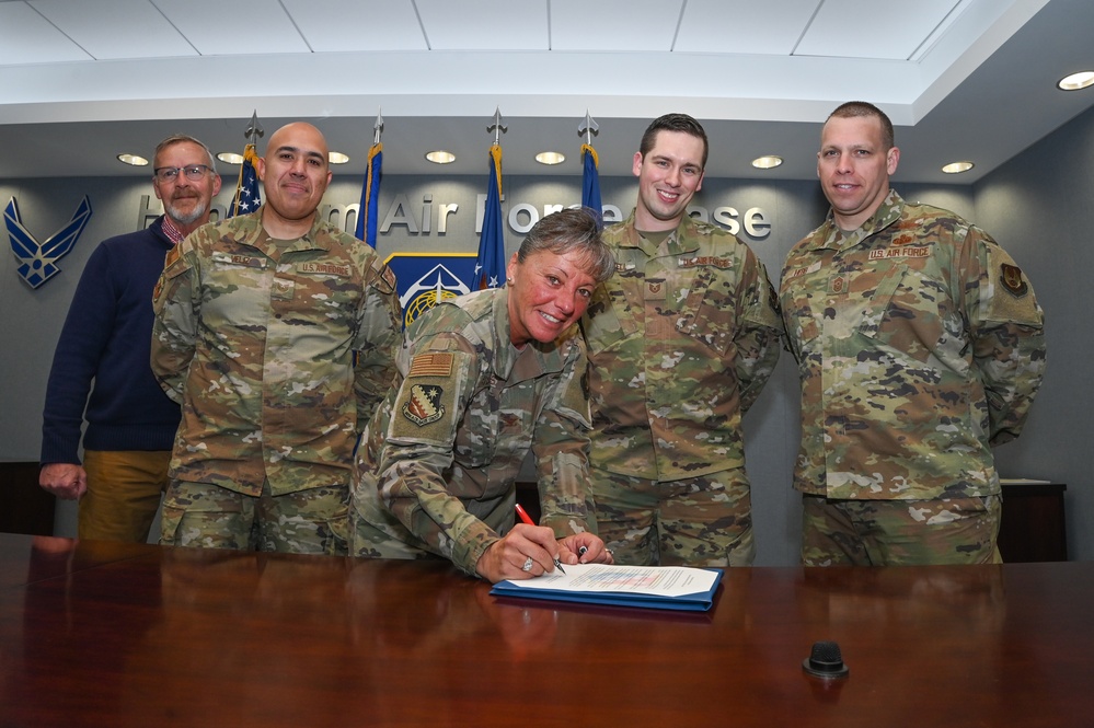 DVIDS - Images - Commander signs proclamation to observe Days of ...