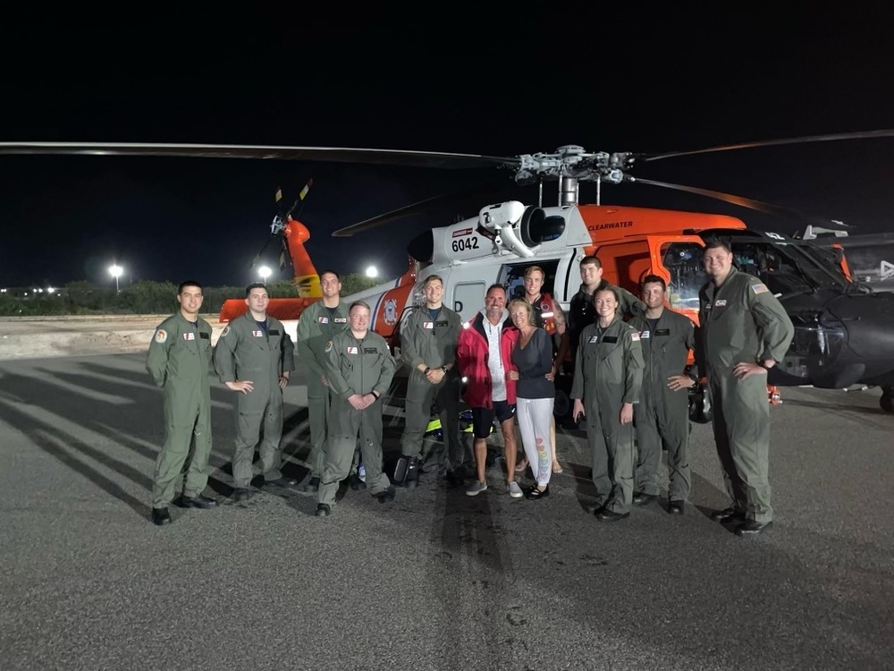 Dvids Images Coast Guard Rescues 2 From Sailing Vessel Taking On