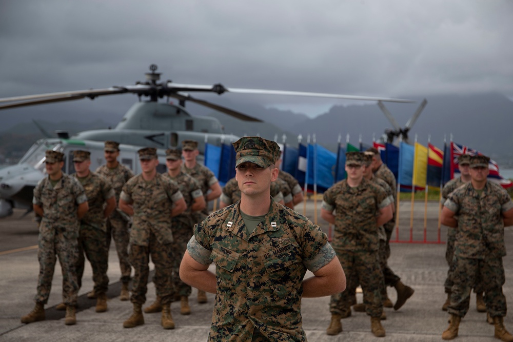 DVIDS - Images - MCAS, MCBH, HMLA-367 Deactivation Ceremony [Image 4 of 7]