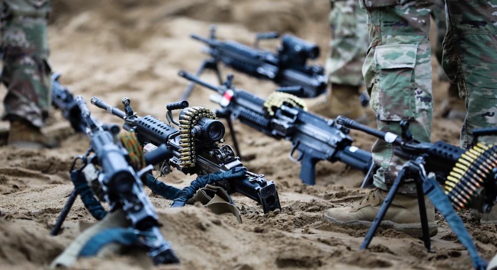 DVIDS - Images - 1-8 IN Conduct Zeroing on their Weapons [Image 5 of 13]