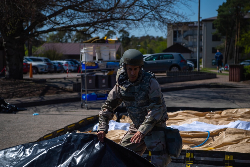 DVIDS - Images - Operation Varsity 22-02 Day 2 [Image 4 of 13]