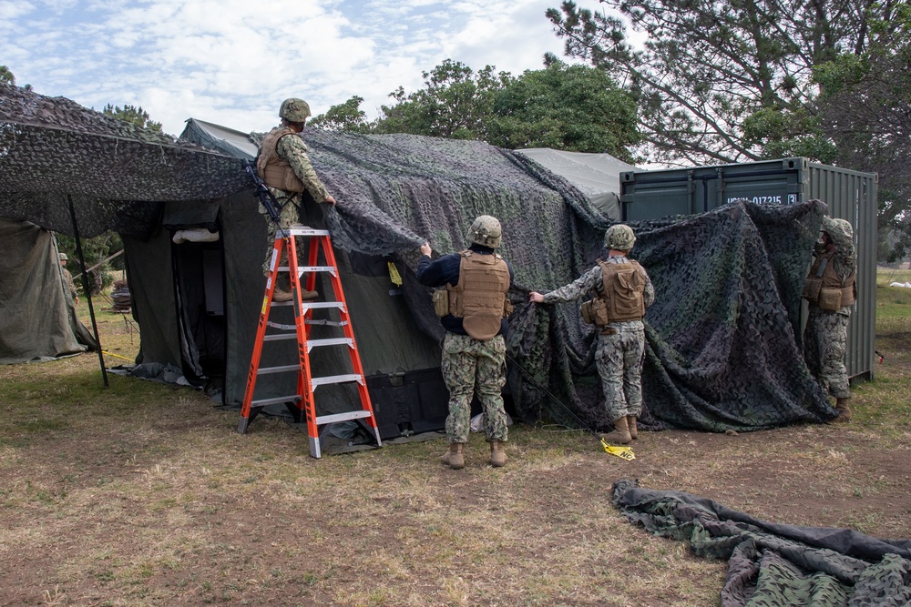 DVIDS - Images - US Navy Seabees with NMCB-5 train during Command Post ...