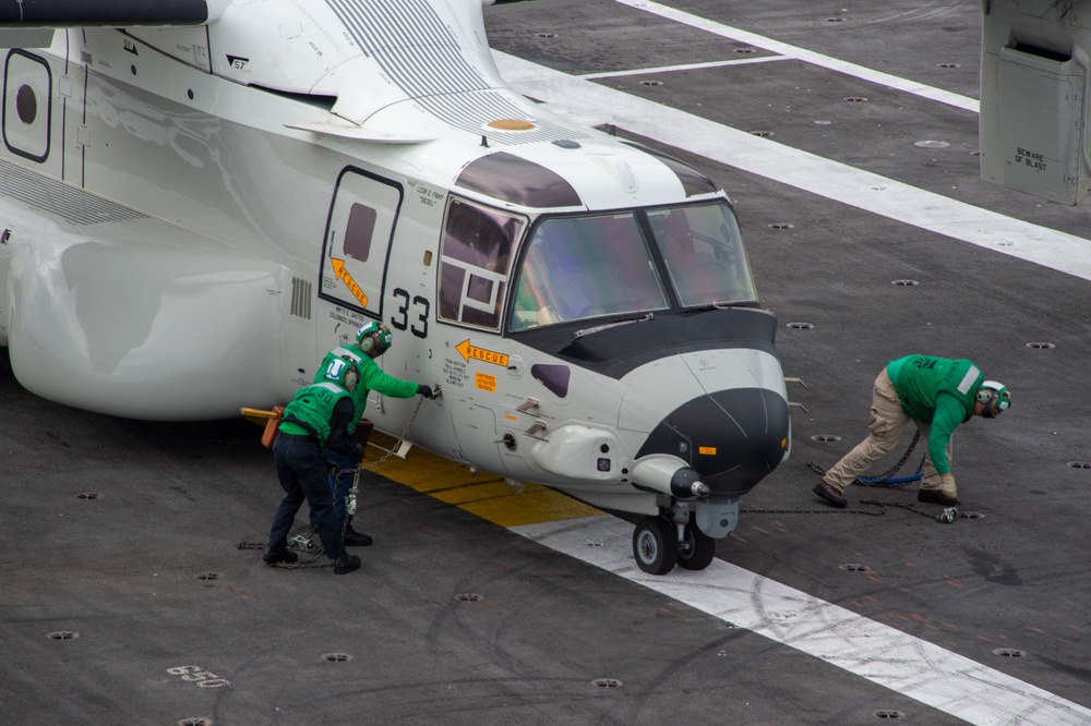 DVIDS - Images - Sailors prepare a CMV-22B Osprey for flight on the ...