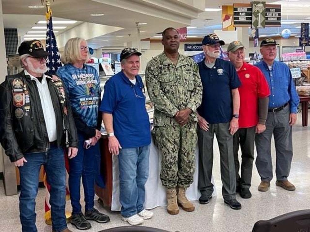 DVIDS - Images - JEBLCFS Vietnam Veterans Day Cake Cutting