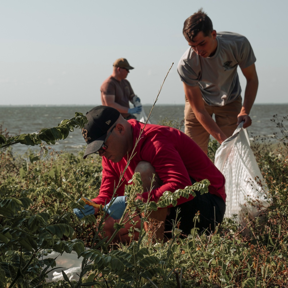 DVIDS - Images - Members volunteer to clean up MacDill’s shoreline ...