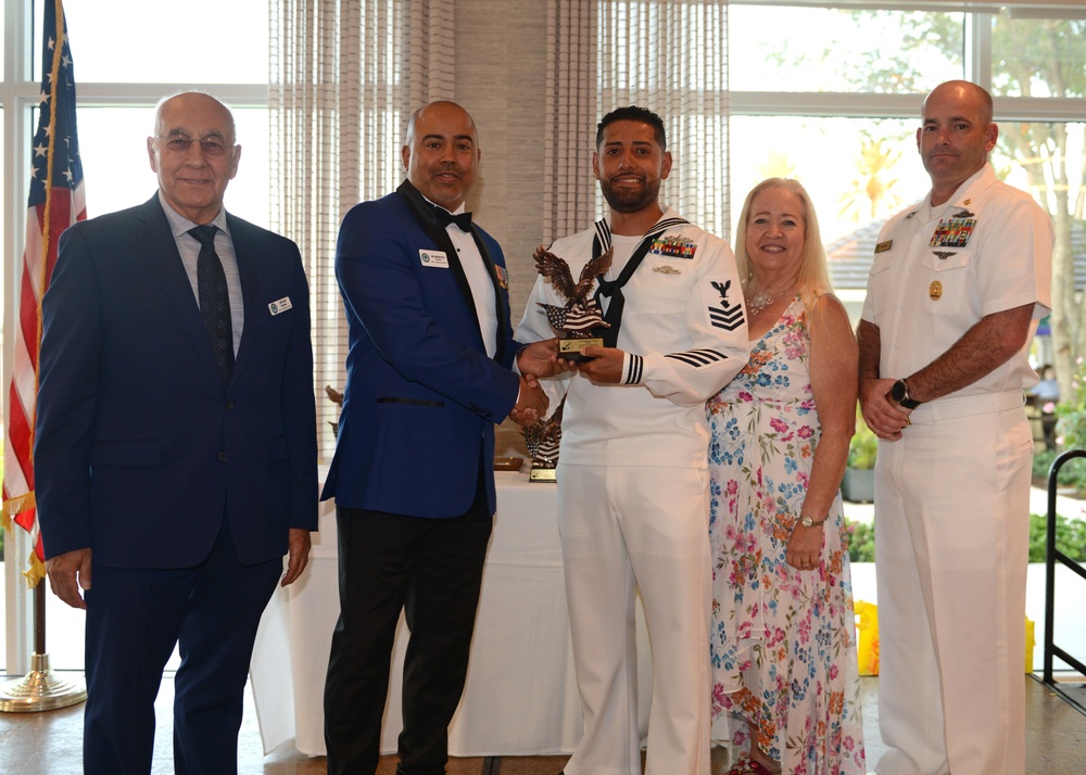 DVIDS - Images - Sea Services Enlisted Person of the Year [Image 8 of 25]