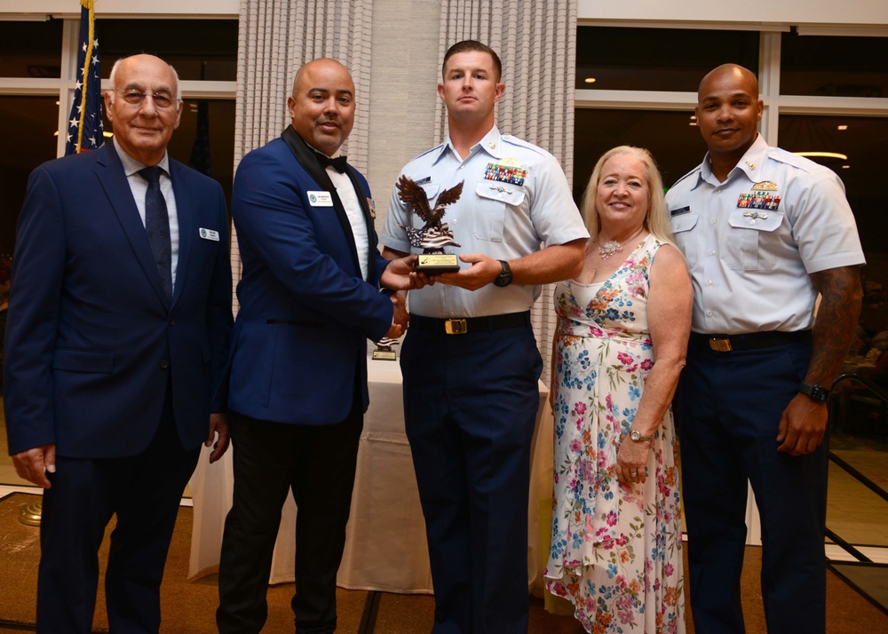 DVIDS - Images - Sea Services Enlisted Person of the Year [Image 22 of 25]