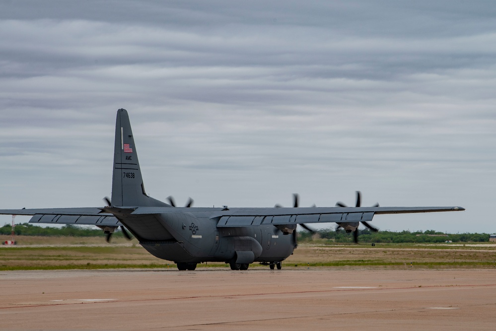DVIDS - Images - Mobility Air Force’s large formation event [Image 1 of 3]