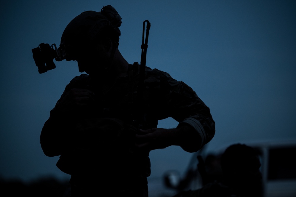 DVIDS - Images - U.S. Army Special Forces participate in exercise ...