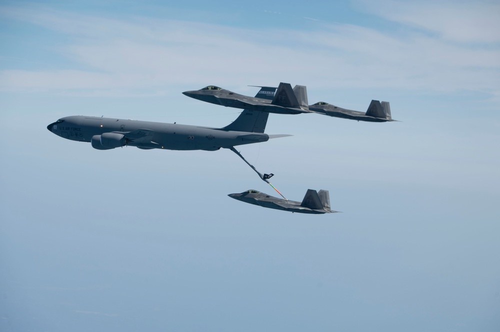 DVIDS - Images - Sentry Savannah air refueling [Image 6 of 18]