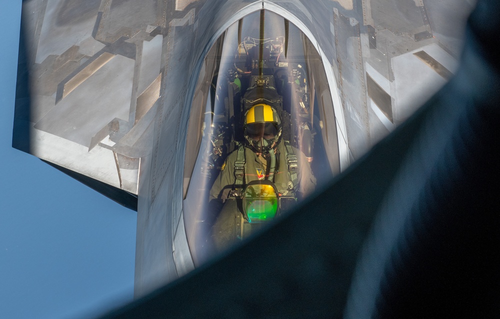 DVIDS - Images - F-22 Raptor refueling at Sentry Savannah [Image 4 of 6]