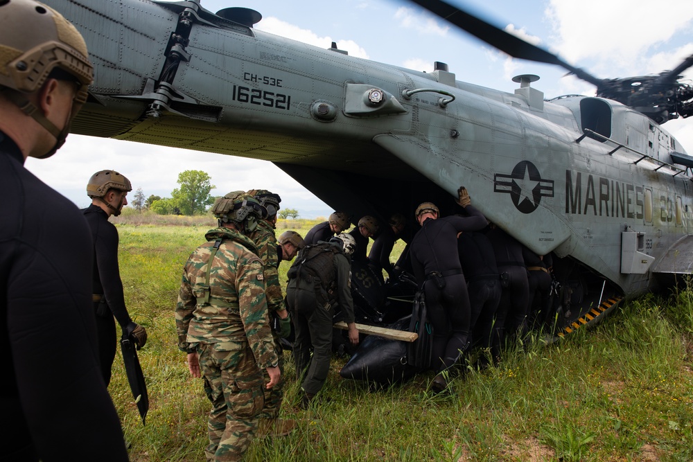 DVIDS - Images - Recon Helocast [Image 5 of 5]