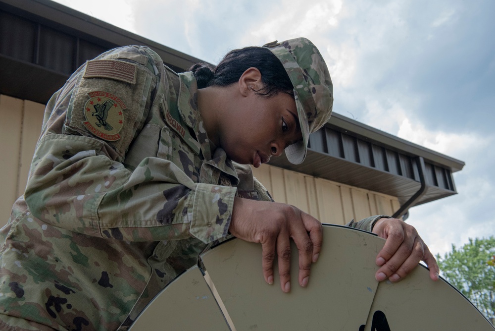 DVIDS - Images - 4th OSS Intelligence Airmen Highlight [Image 2 of 4]