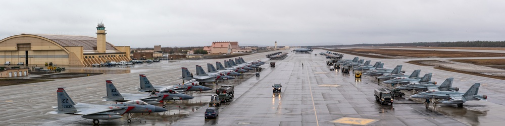 DVIDS - Images - Eielson Flightline ramp during RED FLAG-Alaska [Image ...