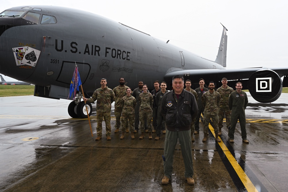 DVIDS - Images - 100th Operations Group Commander Aircraft Recognition ...