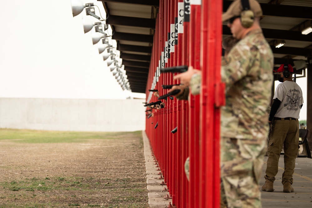 DVIDS - Images - 343 TRS Police Week Excellence in Competition Shootout ...