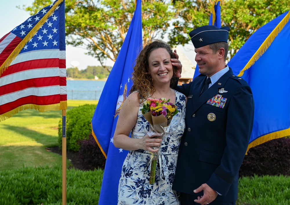 DVIDS - Images - ACC Colonel Promotes to Brig. Gen. [Image 9 of 10]