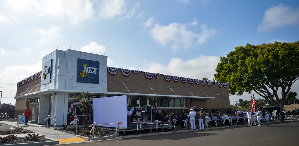 DVIDS - Images - Mariner's Park Gas Station and Mini Mart Holds Grand ...