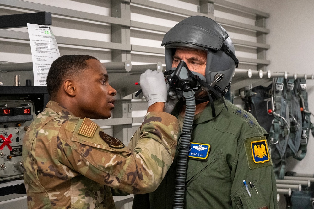 DVIDS - Images - Air National Guard director visits Missouri’s 131st ...