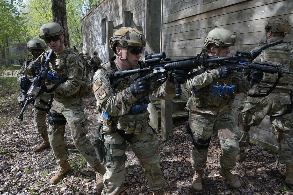DVIDS - Images - 119th Security Forces Squadron trains at Camp Ripley ...