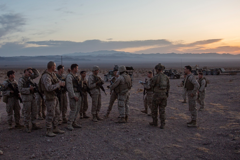 DVIDS - Images - U.S. Marines conduct a simulated aircraft recovery ...