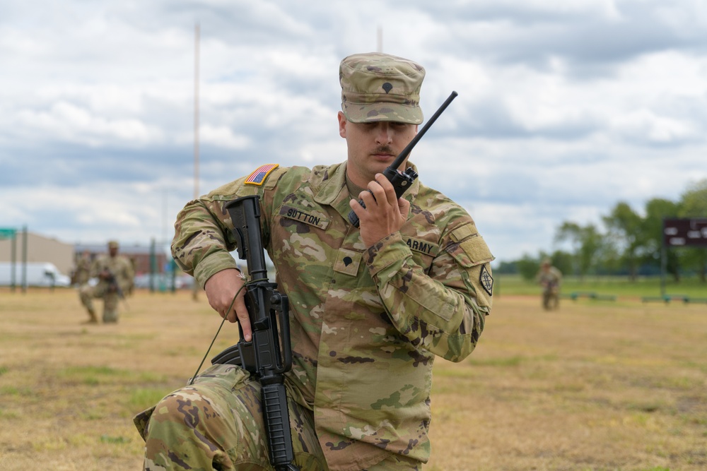 DVIDS - Images - USANEC BE Soldiers perform Army Warrior Training ...