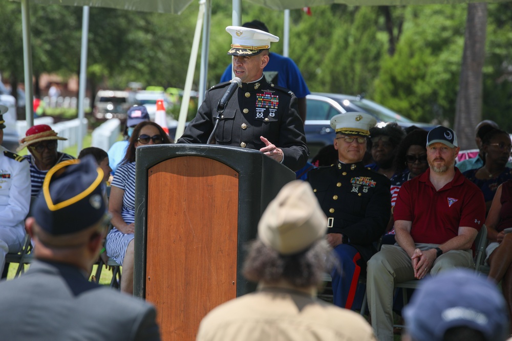 DVIDS - Images - Tri-Command Memorial Day Ceremony [Image 9 of 12]