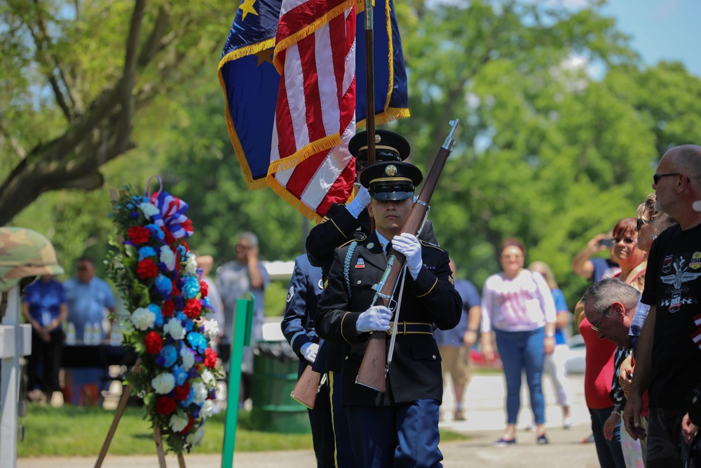 DVIDS - Images - Crown Hill Memorial Day Ceremony 2022 [Image 17 of 25]