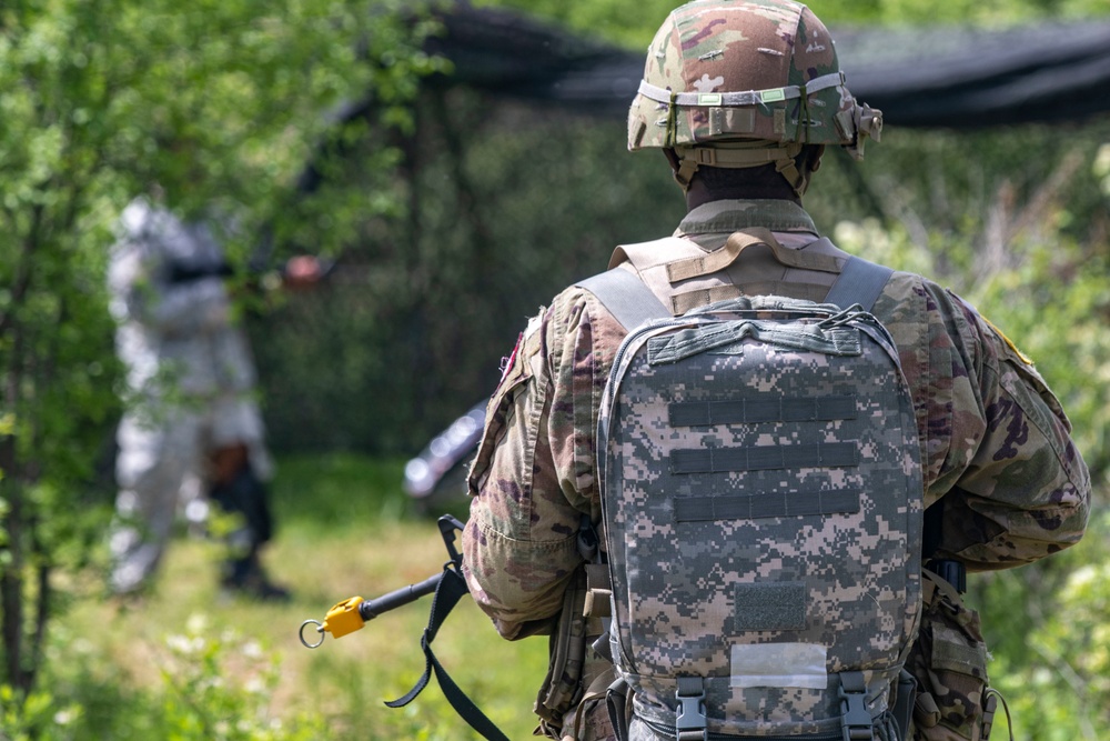 DVIDS - Images - Soldiers compete for prestigious badge [Image 8 of 12]