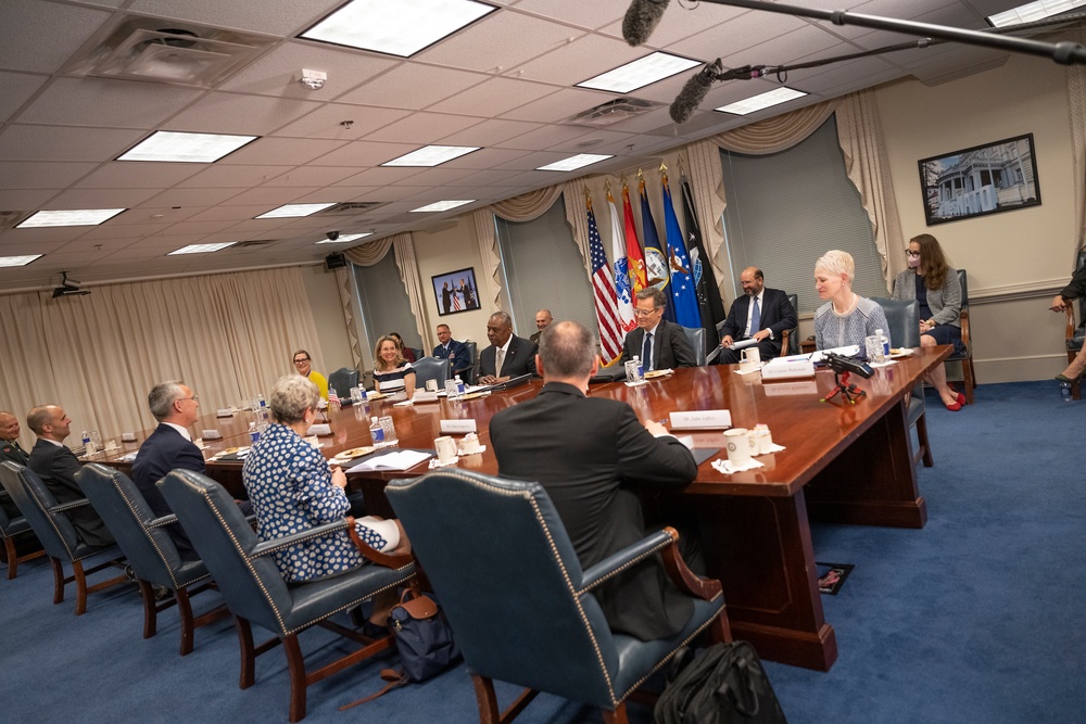 DVIDS - Images - Secretary Austin Hosts NATO Secretary General at Pentagon [Image 8 of 20]