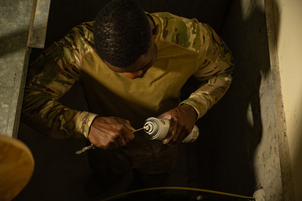 DVIDS - Images - Lights out, Power Up [Image 3 of 5]