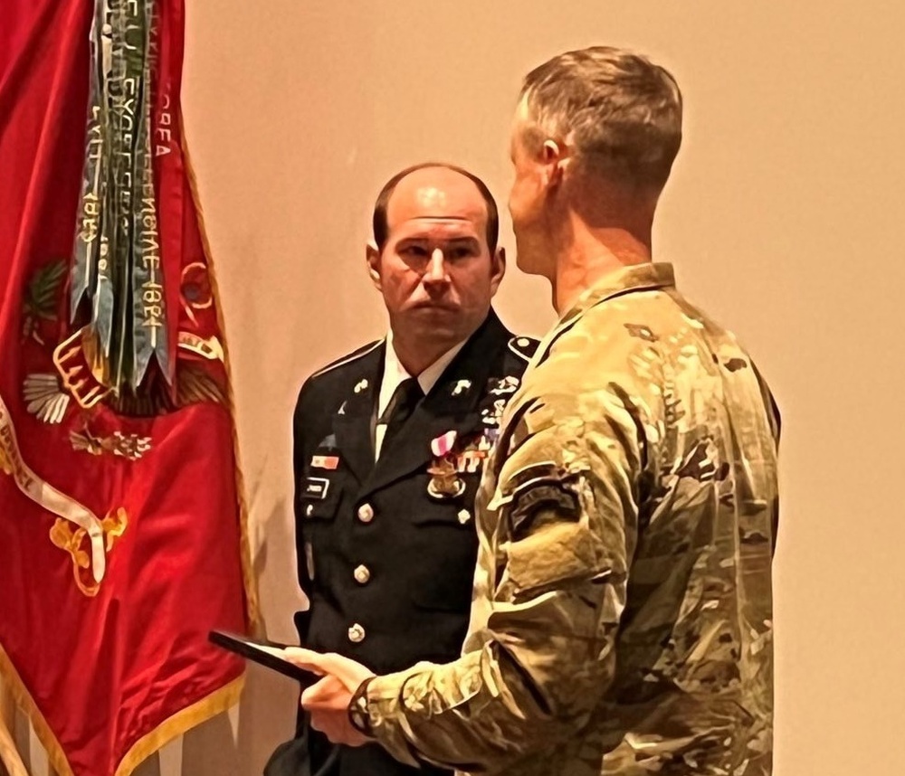 DVIDS - News - Highly decorated EOD technician retires from elite unit ...