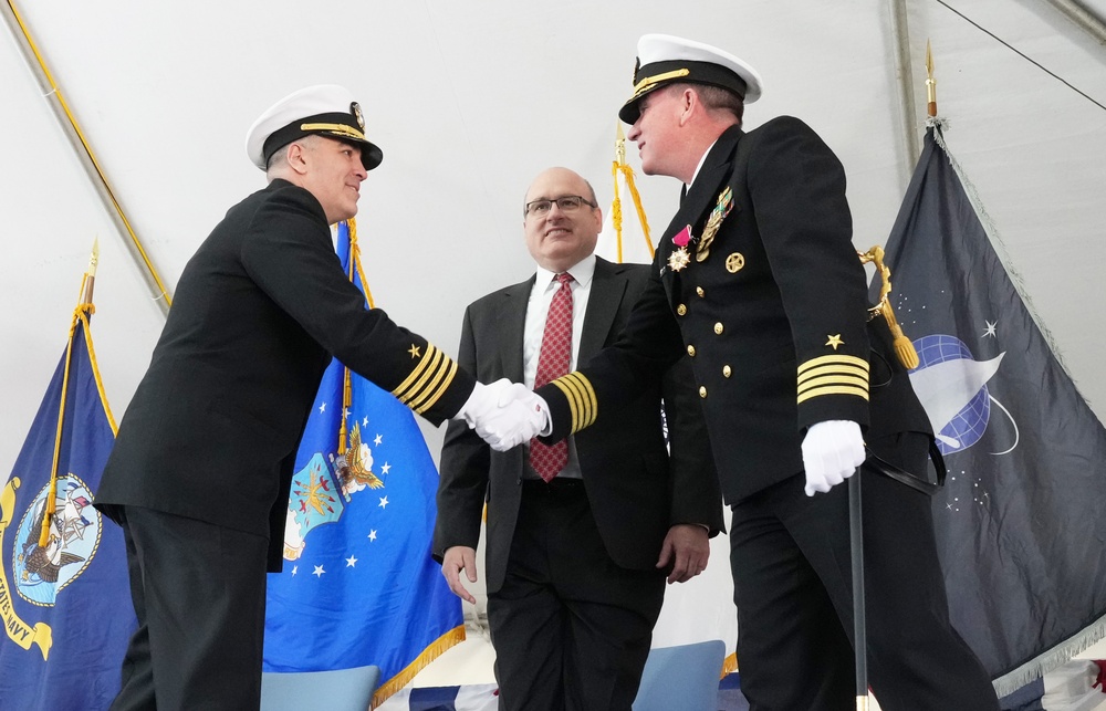 DVIDS - News - NSWC Dahlgren Division Hosts Change of Command Ceremony