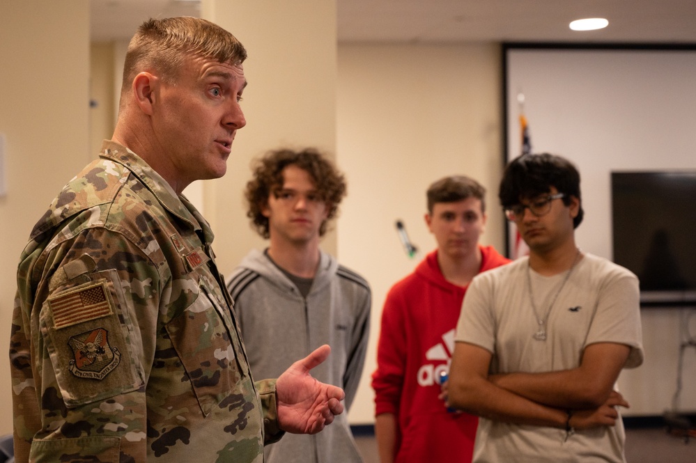 DVIDS - Images - 87th ABW welcomes STEM students [Image 2 of 5]