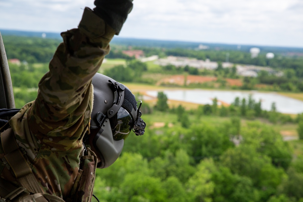 DVIDS - Images - 10th Mountain Division and 1st Infantry Division ...