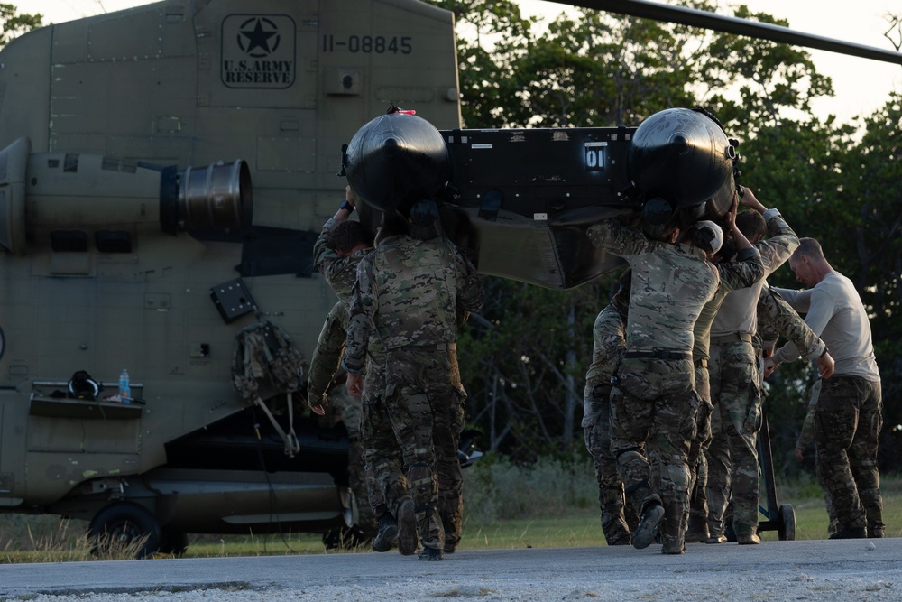 DVIDS - Images - Special Forces Operators helocast into Gulf of Mexico ...