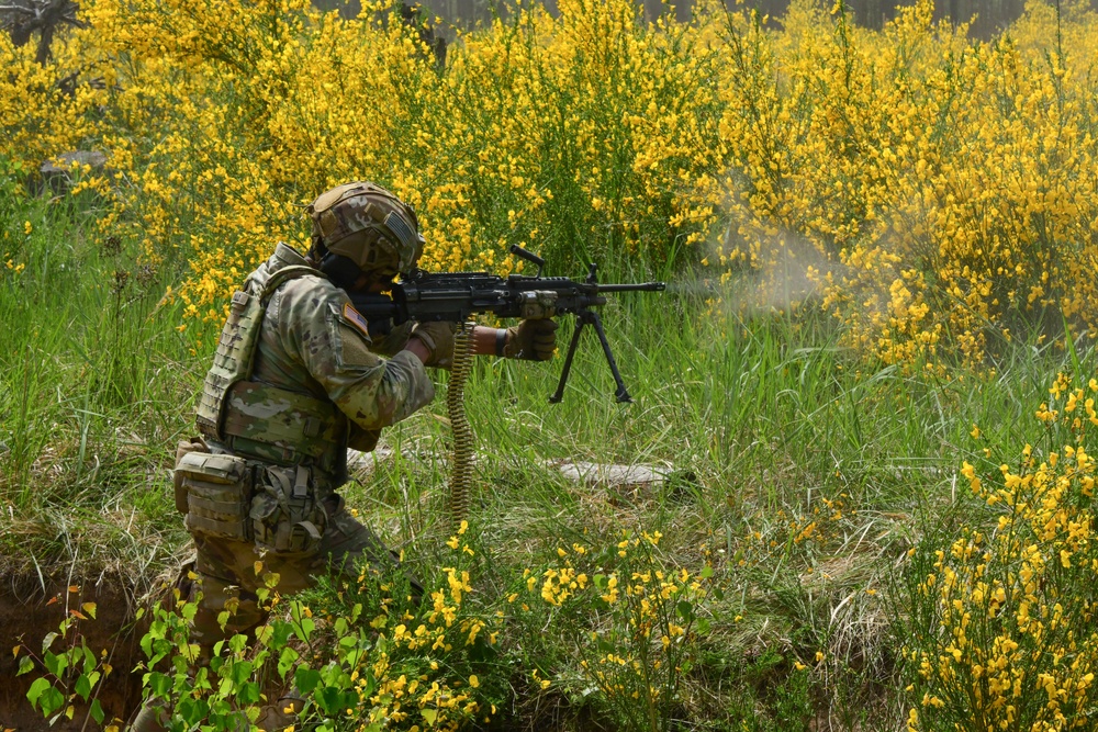 DVIDS - Images - 3/2CR Platoon Live Fire Exercise [Image 4 of 7]