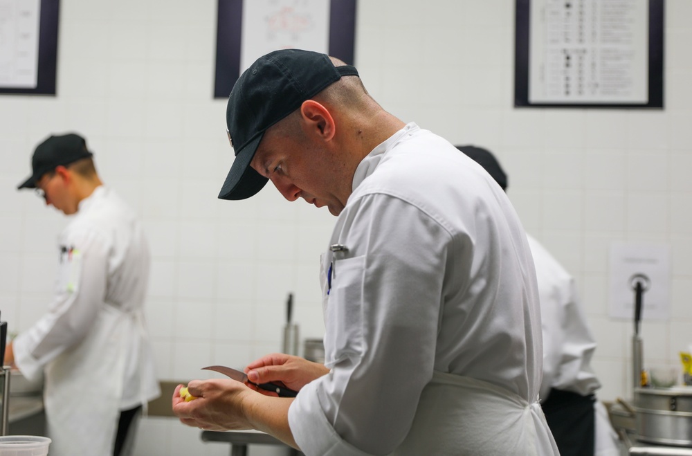 DVIDS - Images - 3rd Quarter Best Chef Competition [Image 2 of 6]