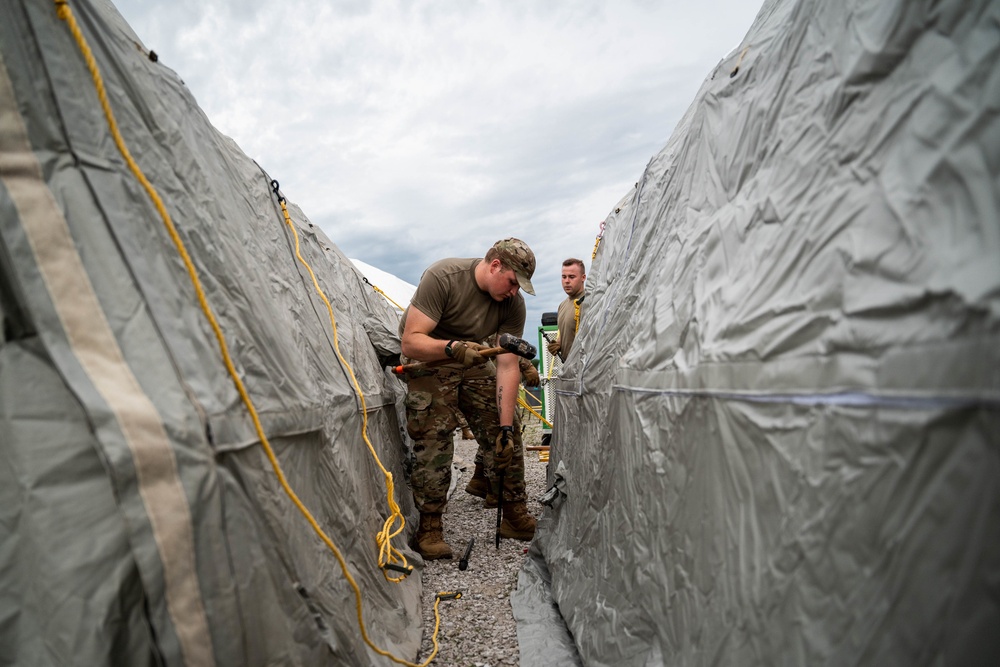 DVIDS - Images - Airmen complete trauma training [Image 7 of 13]
