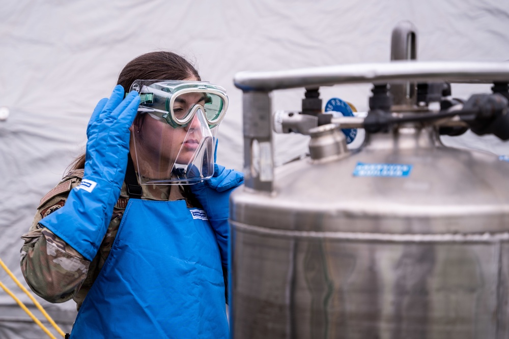 DVIDS - Images - Airmen complete trauma training [Image 8 of 13]