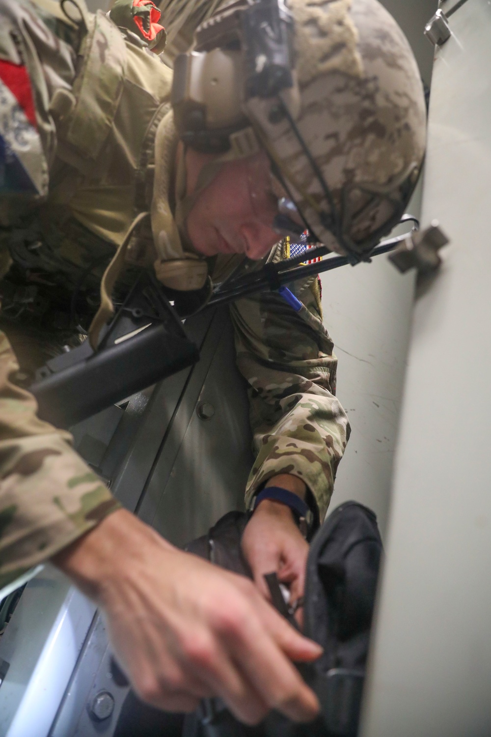 DVIDS - Images - HVBSS Exercise Aboard Benfold [Image 6 of 10]