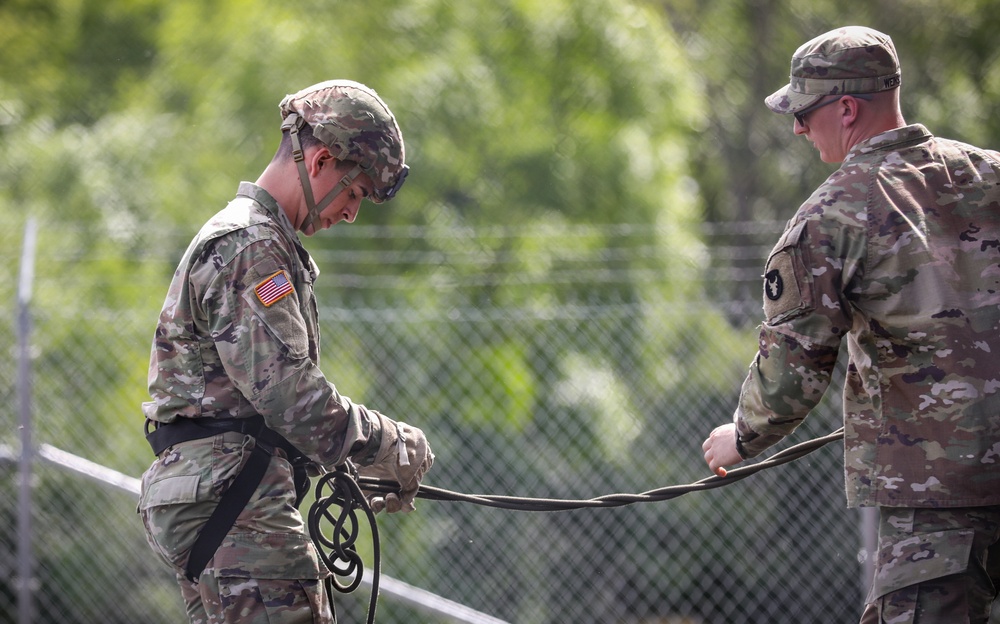 DVIDS - Images - Iowa cavalry scout prepares to rappel [Image 2 of 19]